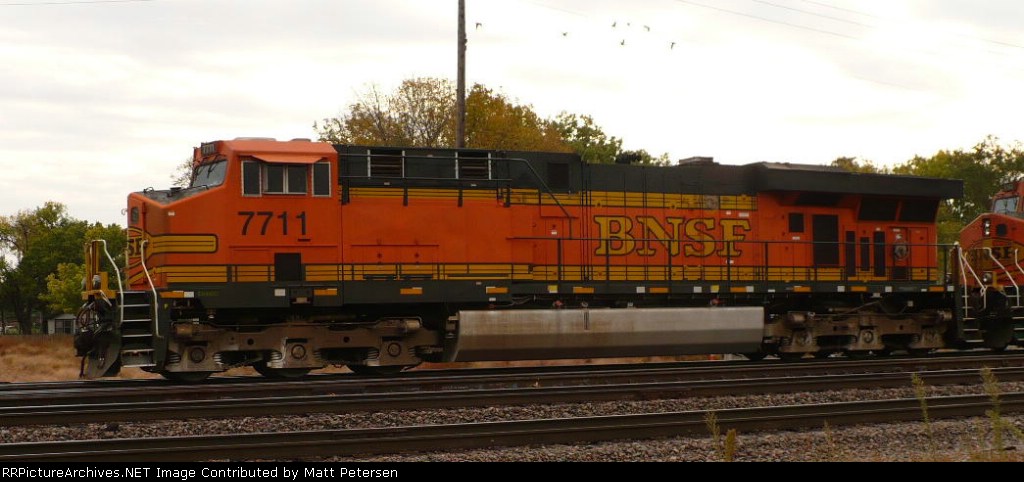 BNSF 7711